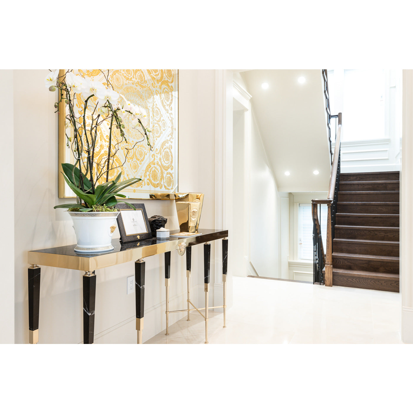 Argo Console – Major Interiors Inc.